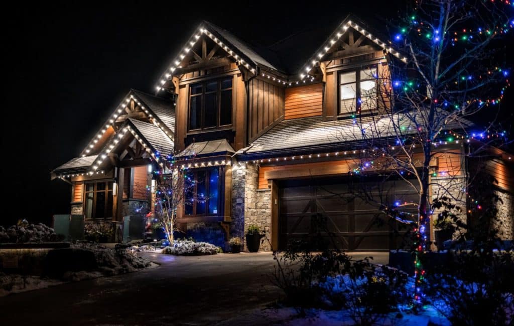 Lighting Up Naperville: The Christmas Light Installation Guide